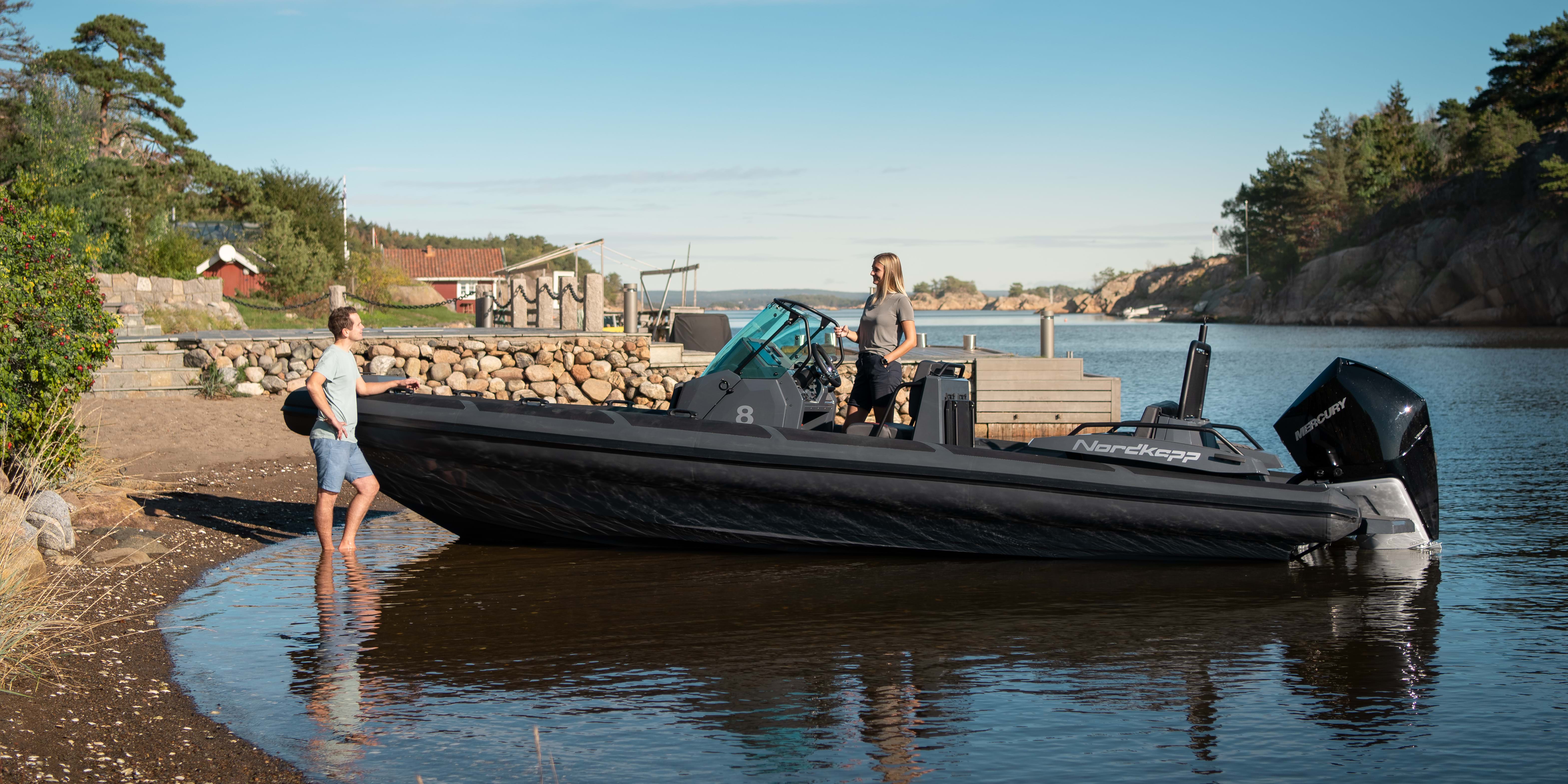 Airborne 8 - nordkapp-boats.no