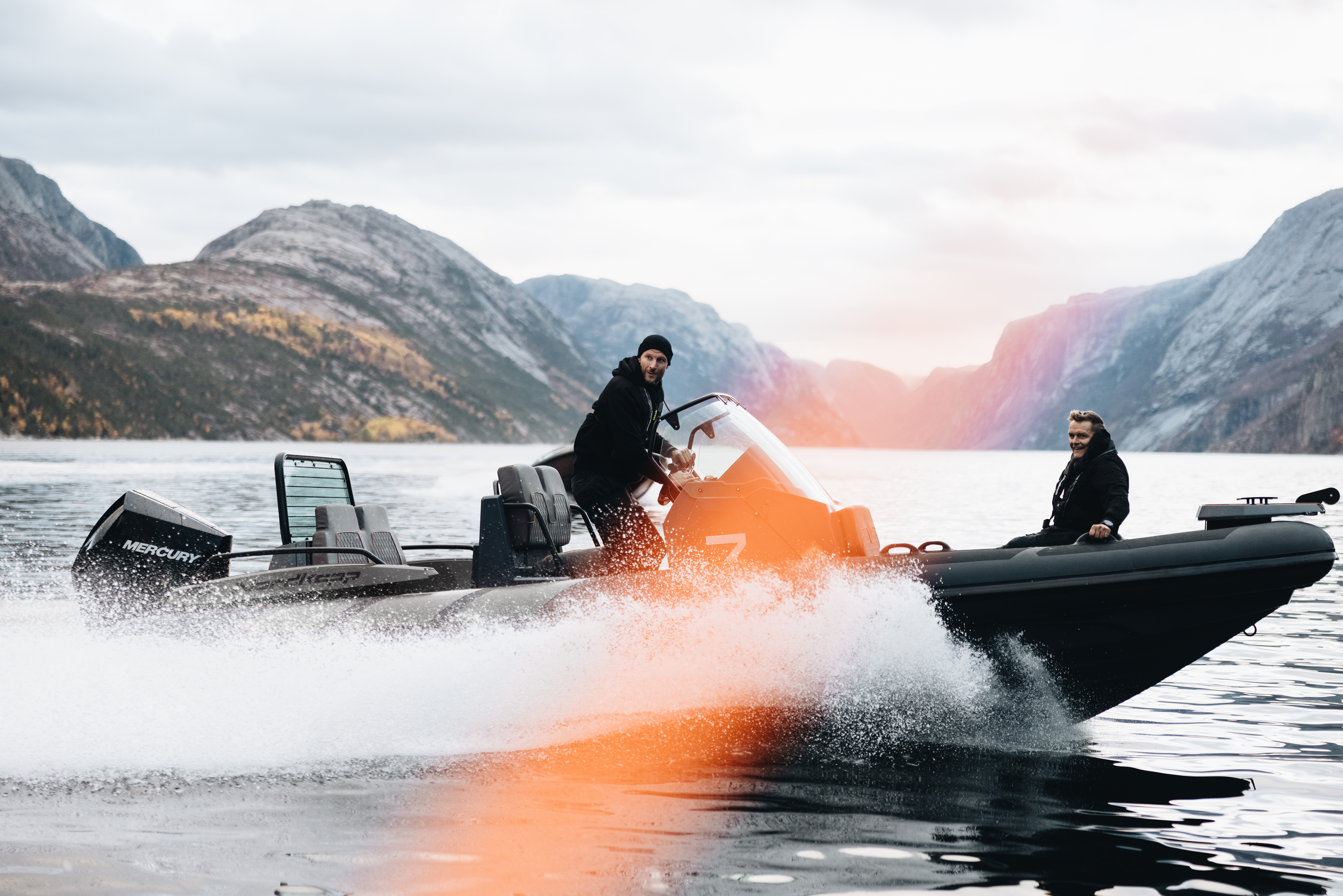 Airborne 7 - nordkapp-boats.no