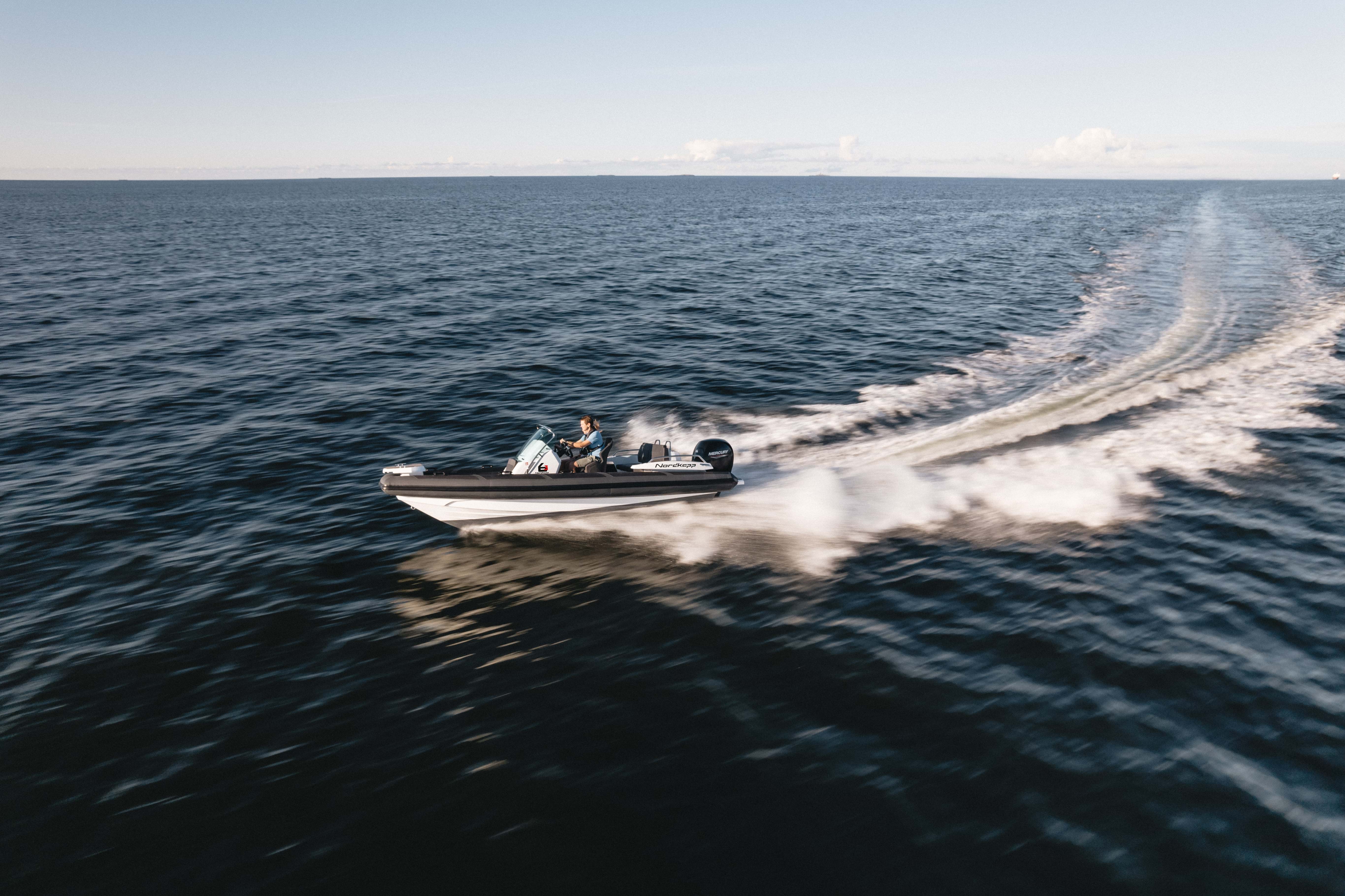 Discover This Sporty 6-Metre RIB Boat l Airborne 6.3 l Nordkapp ...
