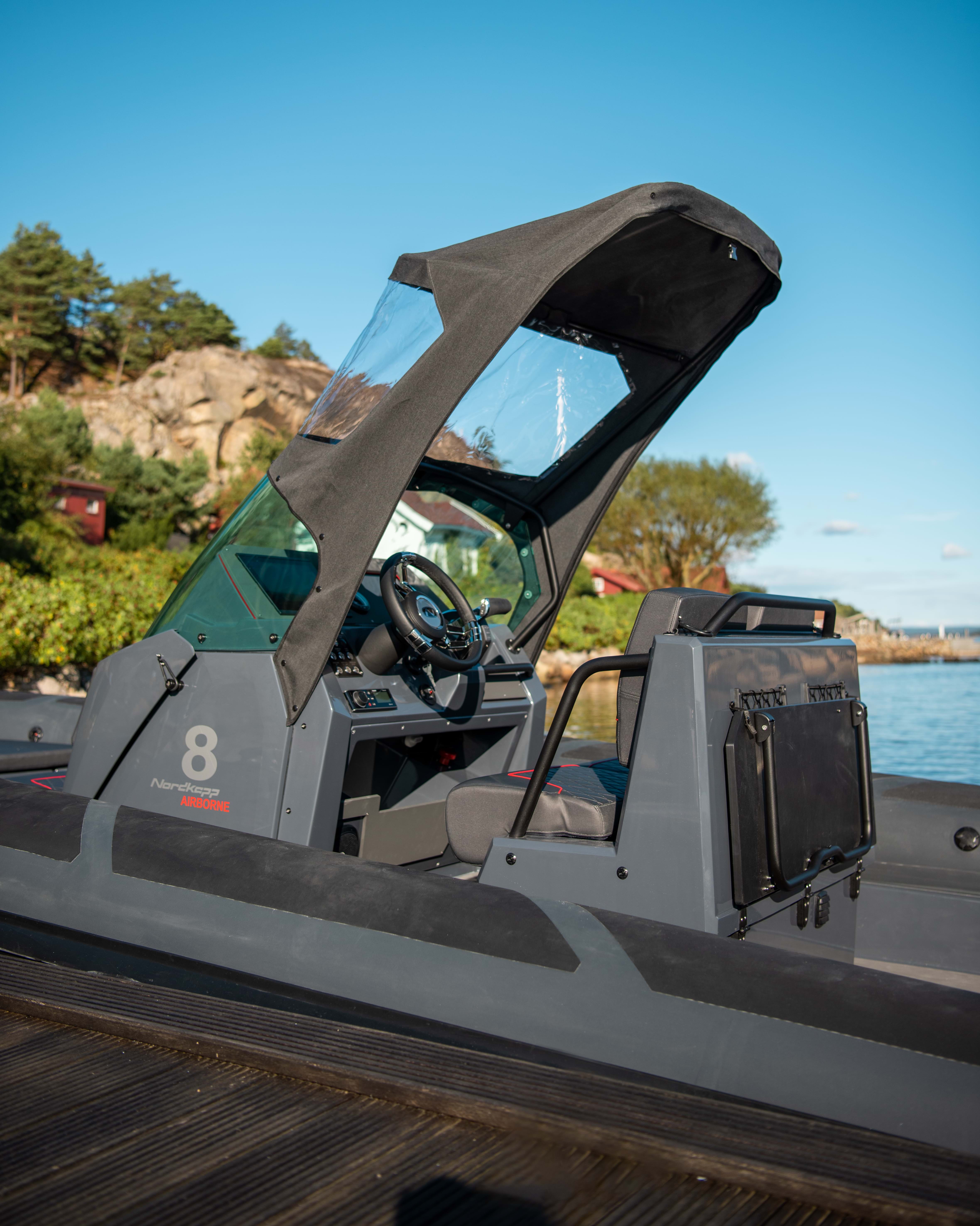 Airborne 8 - nordkapp-boats.no
